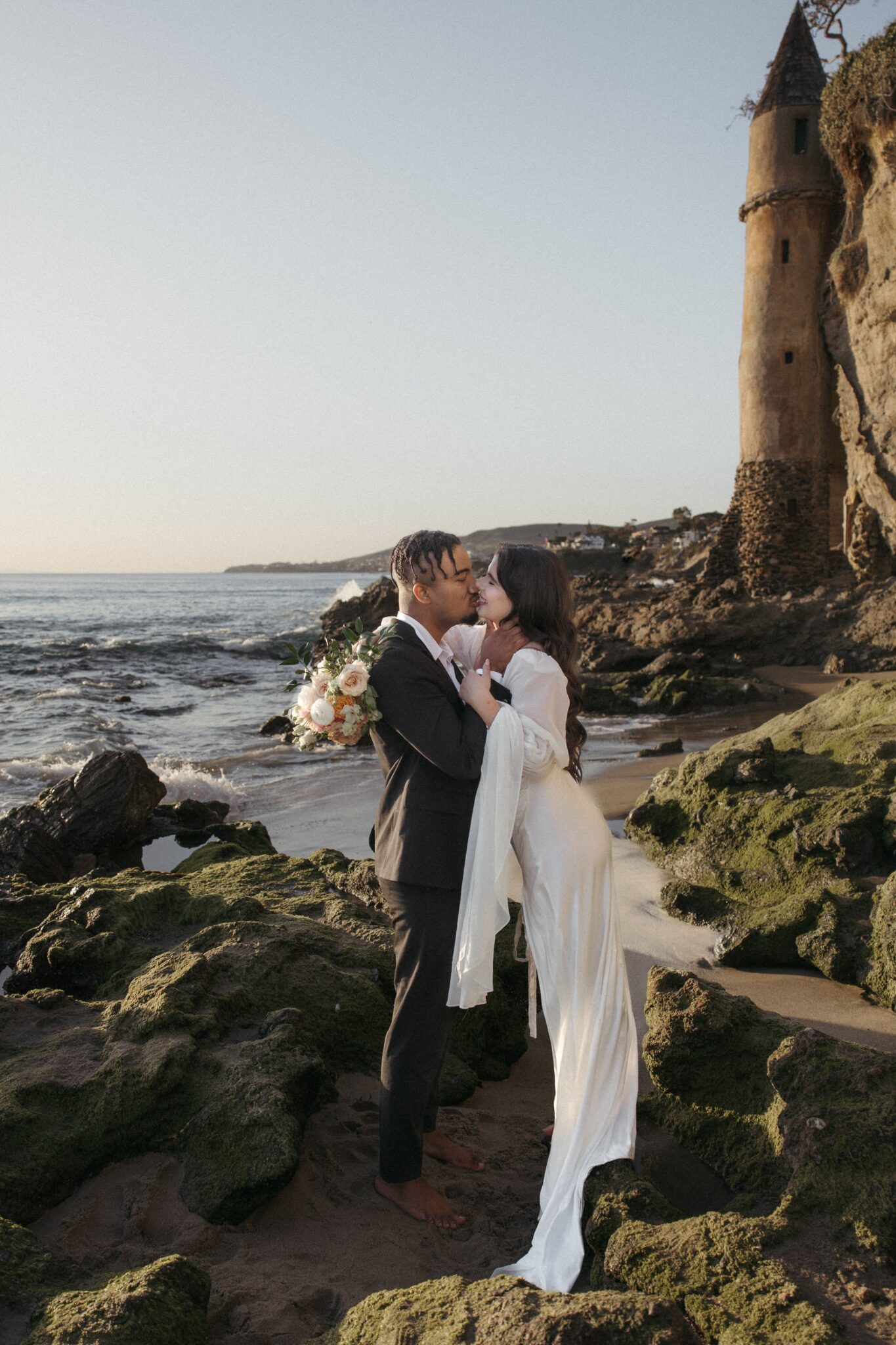 Luxurious Victoria Beach Elopement in Laguna Beach, CA | Kat Lui ...